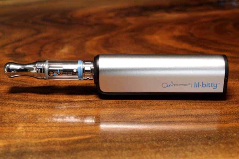 Lil Bitty® | Variable Voltage 510 Thread Vape Battery – O2VAPE